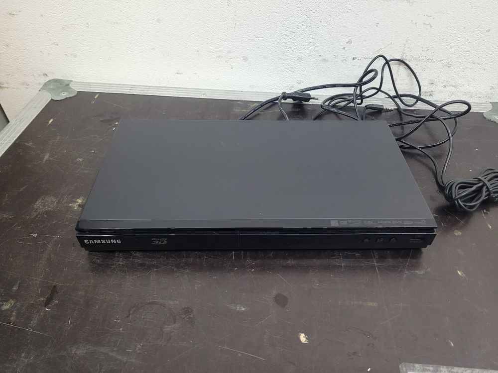 Samsung Blu-Ray Player 3D / BD-E5500 ohne Fernbedienung | Kaufen auf ...