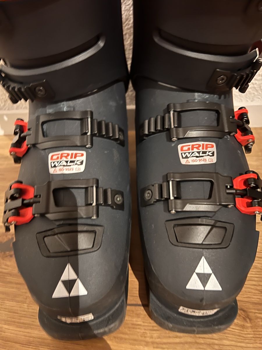 Fischer Skischuhe 🎿 (Neu (gemäss Beschreibung)) in Balsthal für CHF 199 ...