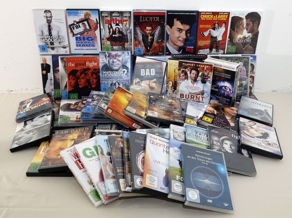 Sammlung mit 75 DVDs, Serien, Komödien, Drama, Doku, Komiker | Kaufen auf Ricardo
