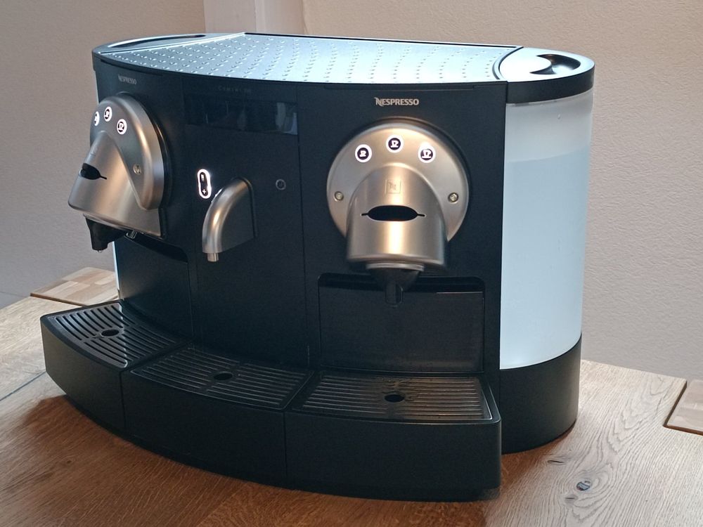 Nespresso CS200 Professional | Kaufen auf Ricardo