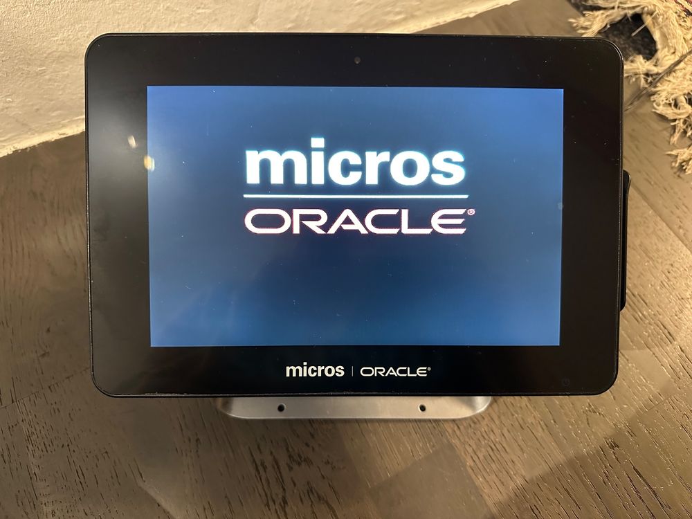 Micros Oracel Workstatiob Flexibel Stand (Gebraucht) in Bäretswil für ...