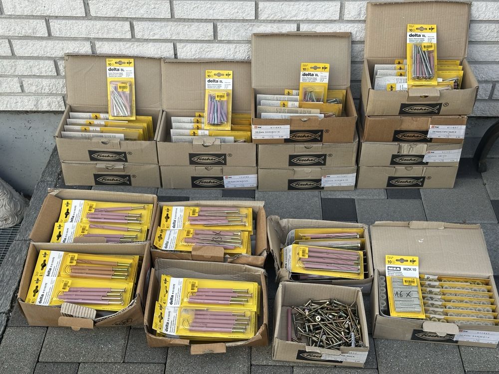 DELTA Nylon-Rahmendübel mit Schraube (Gebraucht) in Schöftland für CHF ...