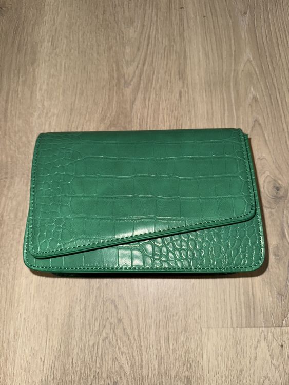 Sac à main vert effet croco (Neuf (Voir description)) à Monthey pour ...