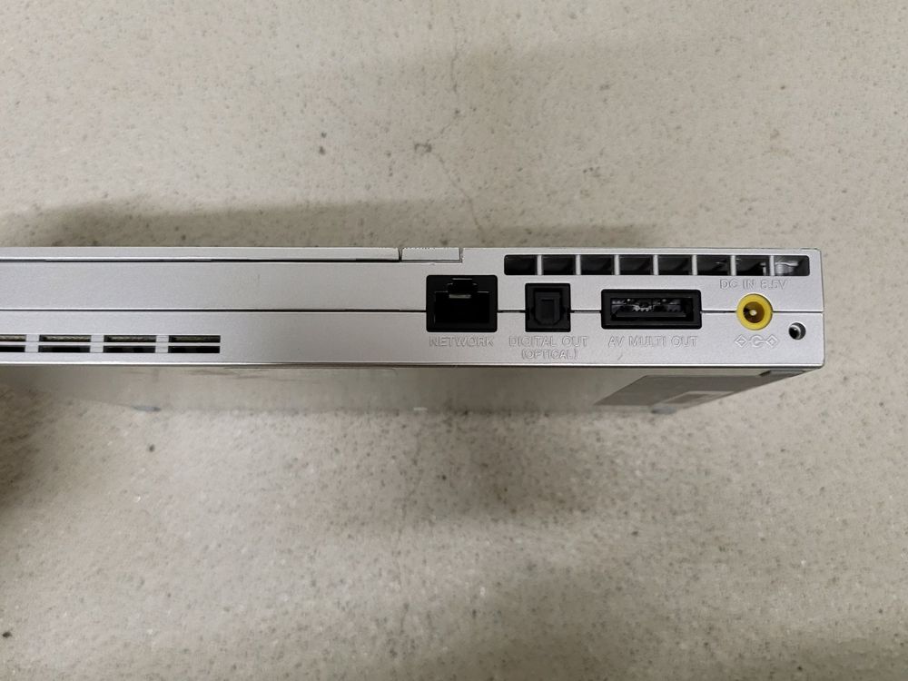 PS2 Konsole + 1 Controller 6F | Kaufen auf Ricardo