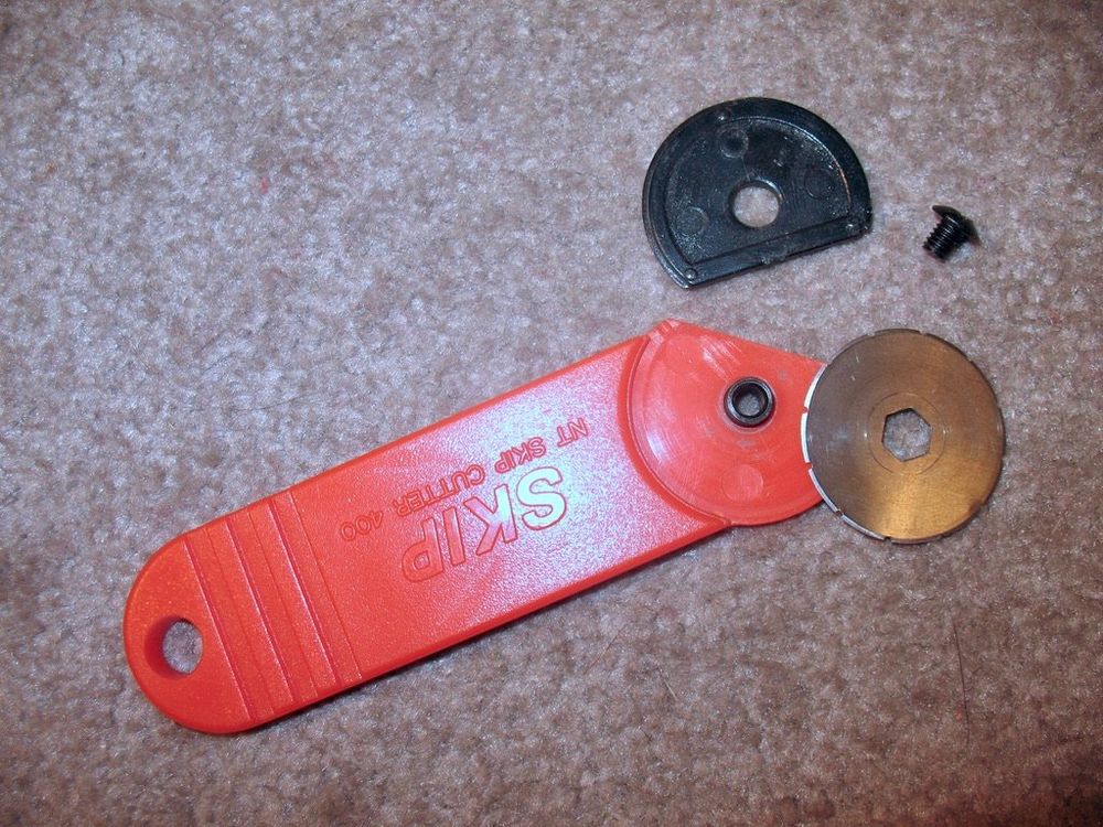 NT SKIP Cutter 400 Messer zum Perforieren Strich-Schnitt (Gebraucht) in ...