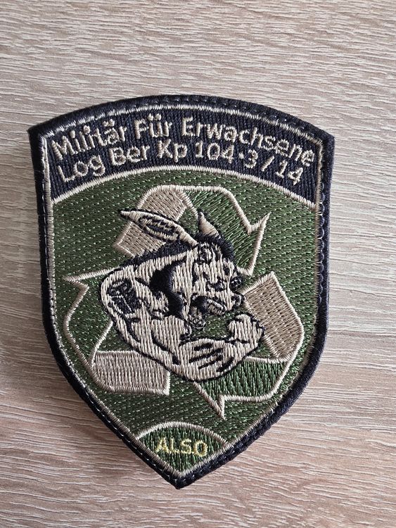 Militär Patch Parodie – Log Ber Kp 104 (Neu (gemäss Beschreibung)) in ...