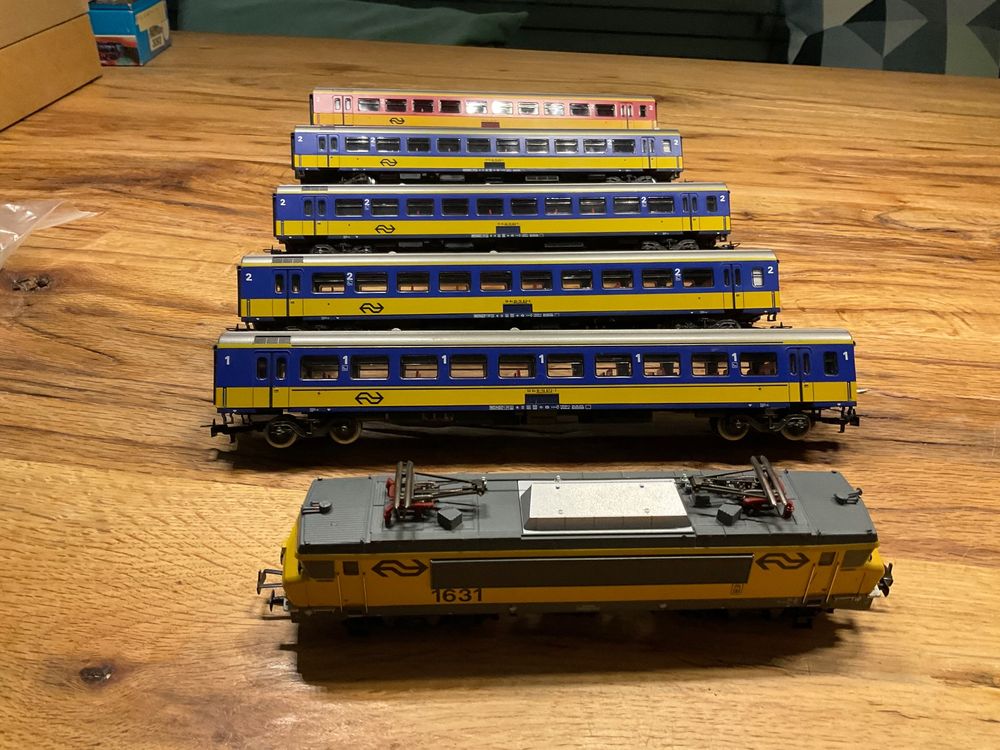 Märklin 3326/ NS 1631, Analog mit 6 Personenwagen (Neu und ...