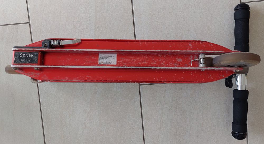 Micro Sprite scooter ROT (Gebraucht) in Lausen für CHF 41 – mit ...