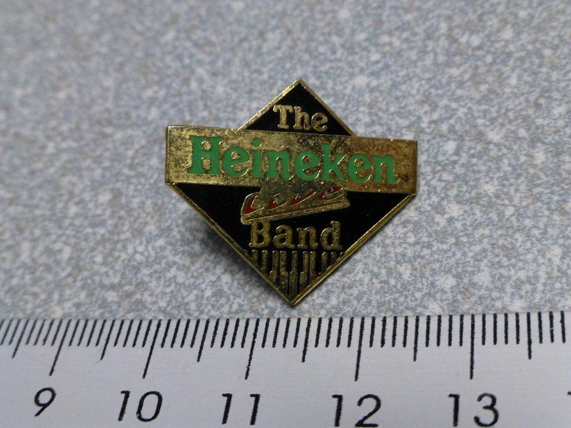PIN PINS BIER BAUEREI Heineken (Gebraucht) in Gränichen für CHF 1 – mit ...