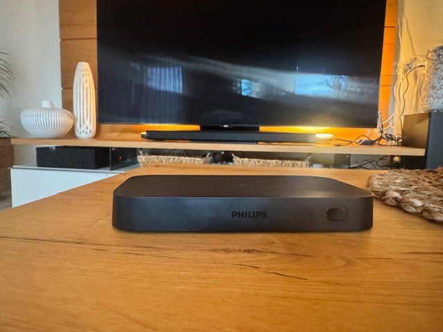 Philips Hue Play HDMI Sync Box (Neu (gemäss Beschreibung)) in Büsserach ...