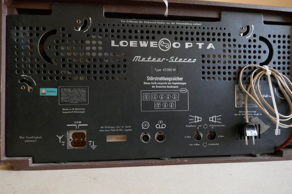 Radio Löwe Opta Meteor-Stereo (Gebraucht) in Uetendorf für CHF 35 – nur ...