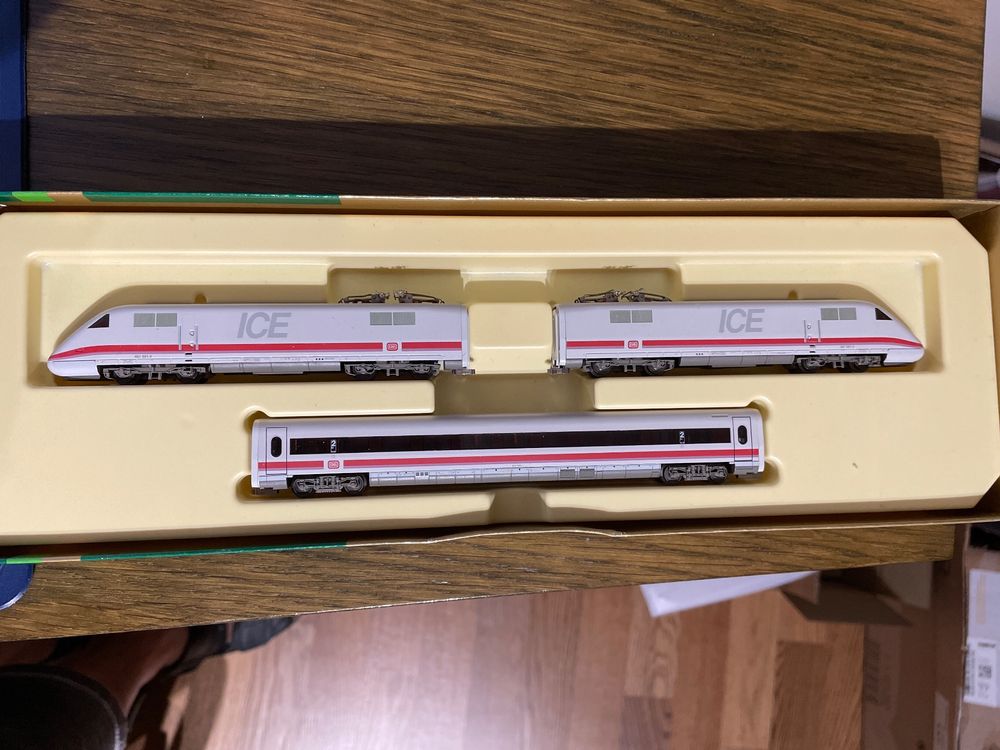 Minitrix ICE Analog 12885 (Neu und originalverpackt) in Rudolfstetten ...