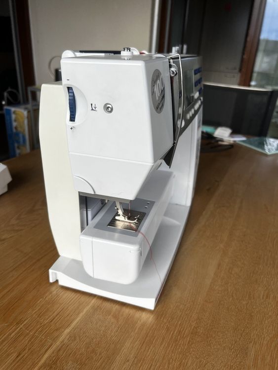 Bernina Aurora 440 QE Nähmaschine - Top Zustand! (Gebraucht) in ...