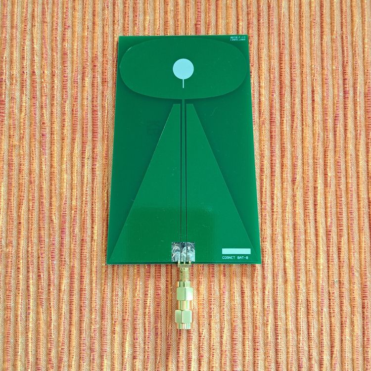 Mesureur de champs Cornet ED85EXS + Antenne logarithmique (Neu (gemäss ...