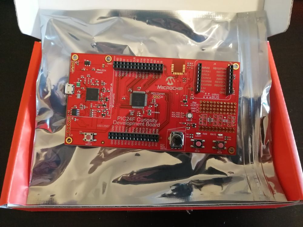 Microchip PIC24F Curiosity Eval Board, DM240004 (Gebraucht) in Gampelen für CHF 8 – mit ...