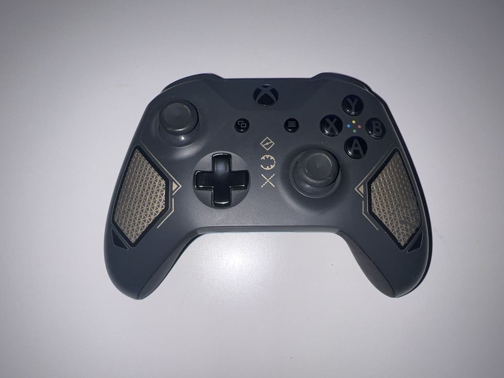 Xbox One Controller Recon Tech Limited Edition gebraucht | Kaufen auf ...