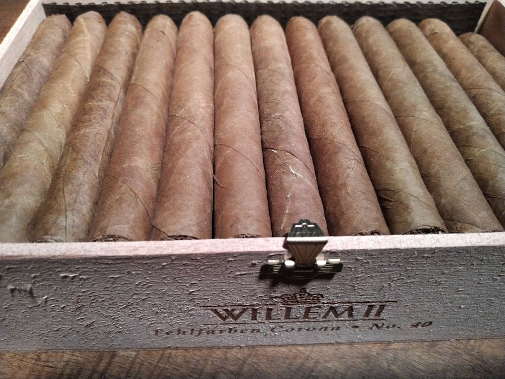 50 Cigars Corrona No 40 Willem II (Neu und originalverpackt) in Weggis ...