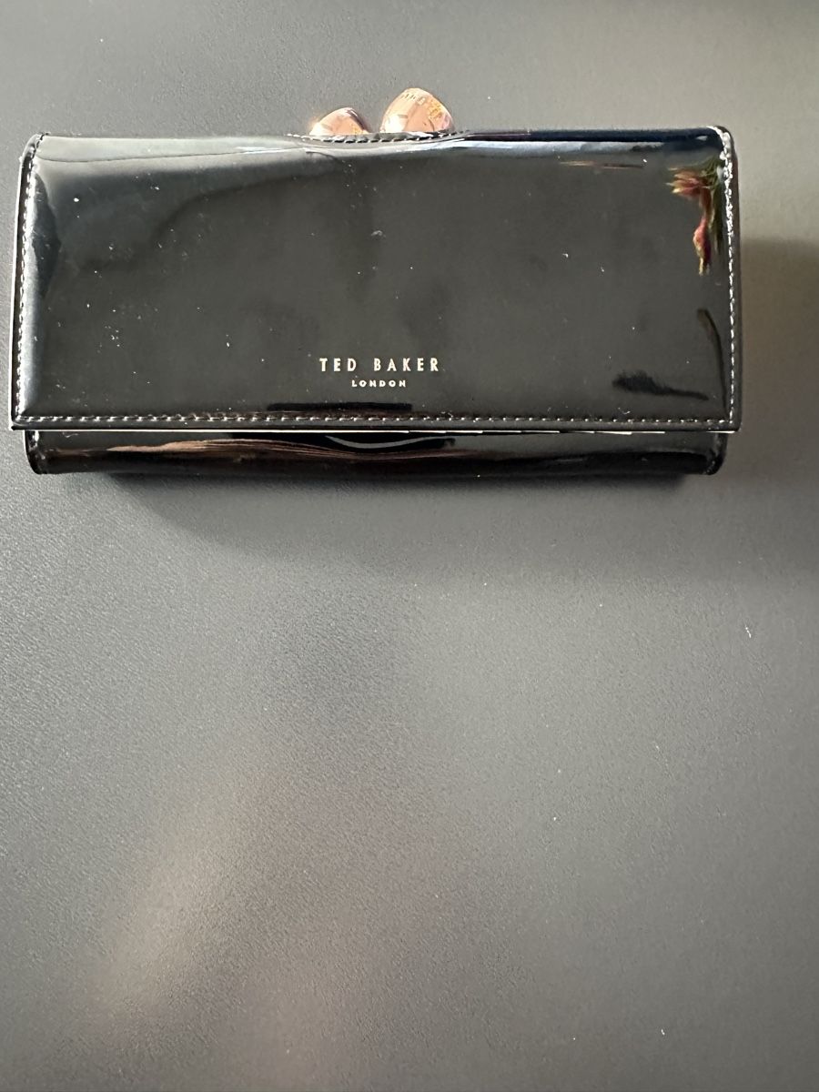 Ted Baker Portemonnaie, schwarz Lack, Top Zustand! (Gebraucht) in ...