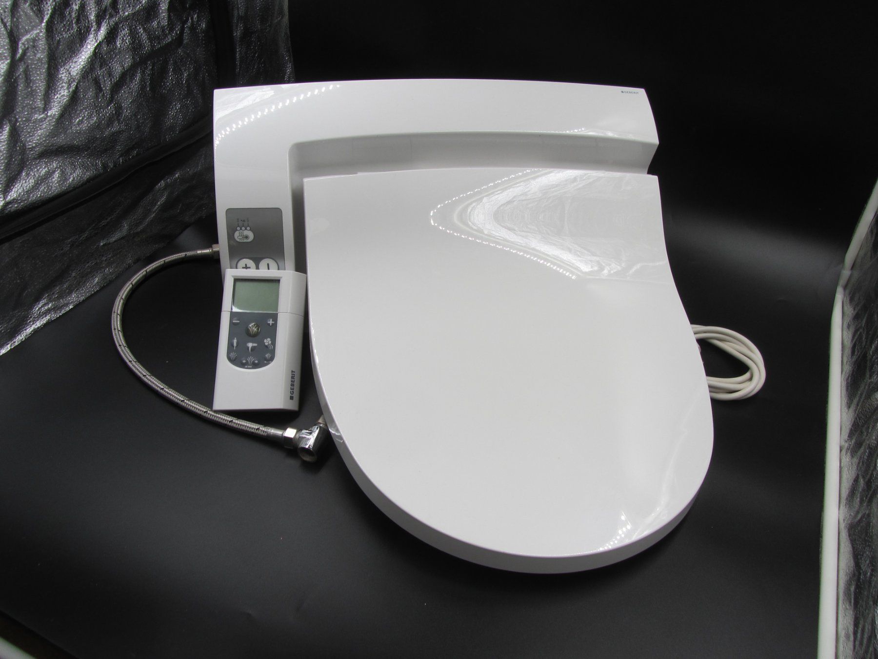 Geberit AquaClean 5000plus Dusch-WC-Aufsatz – Top Zustand (Gebraucht ...