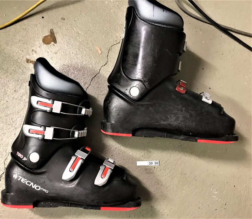 Skischuh TECNO PRO, Grösse Mondo 23.0 = EUR 36 (Gebraucht) in Adliswil ...