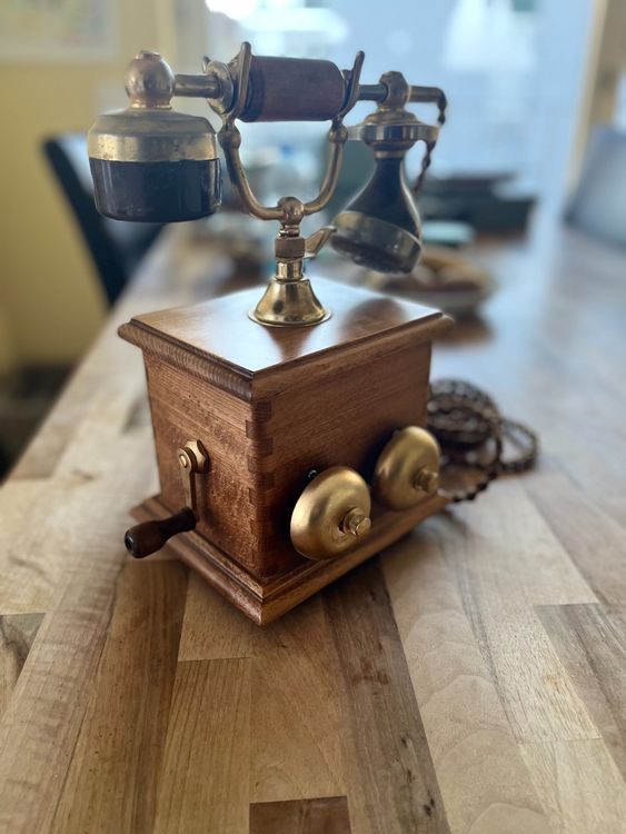 Telefon aus Holz in einem antiken Vintage Style | Kaufen auf Ricardo