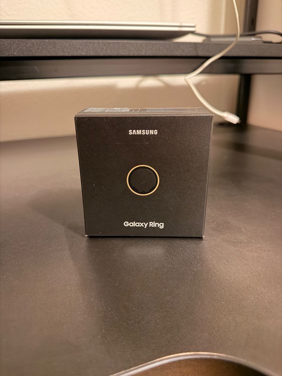 Samsung Galaxy Ring titanium gold und große 12 (Gebraucht) in Dällikon ...