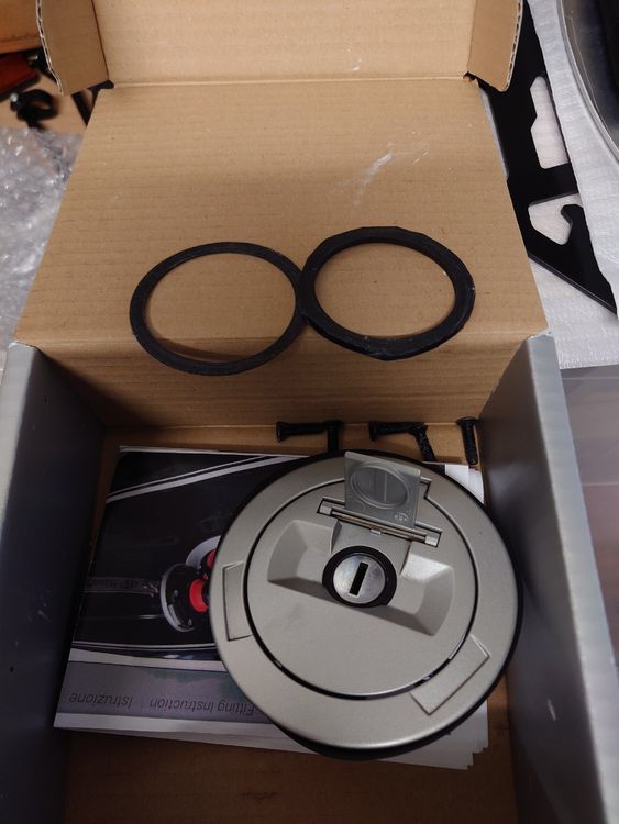 BMW r nine t Tankdeckel (Gebraucht) in Vordemwald für CHF 19 – mit ...