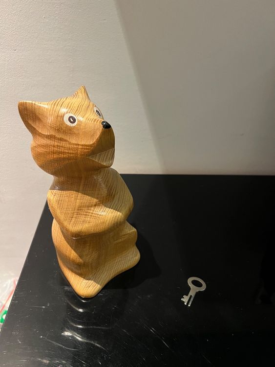 Fuchs Sparkasse Brienz Schnitzerei Holz UBS (Gebraucht) in Jona für CHF 35 – mit Lieferung auf ...