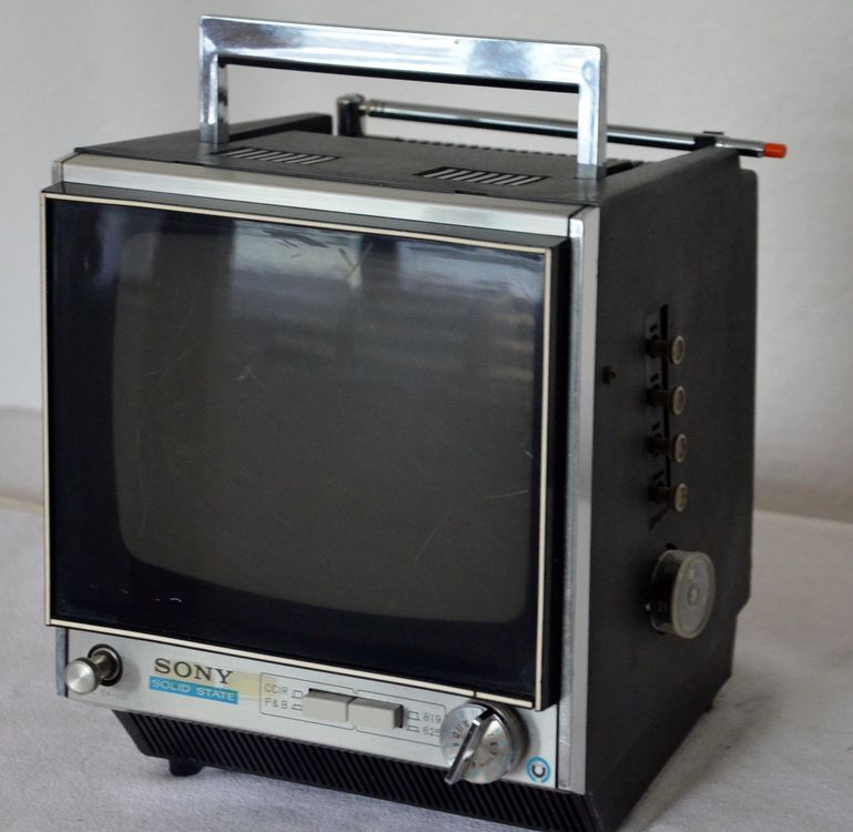 TV Sony 9-90UM vintage (Gebraucht) in Collonges für CHF 120 – mit ...