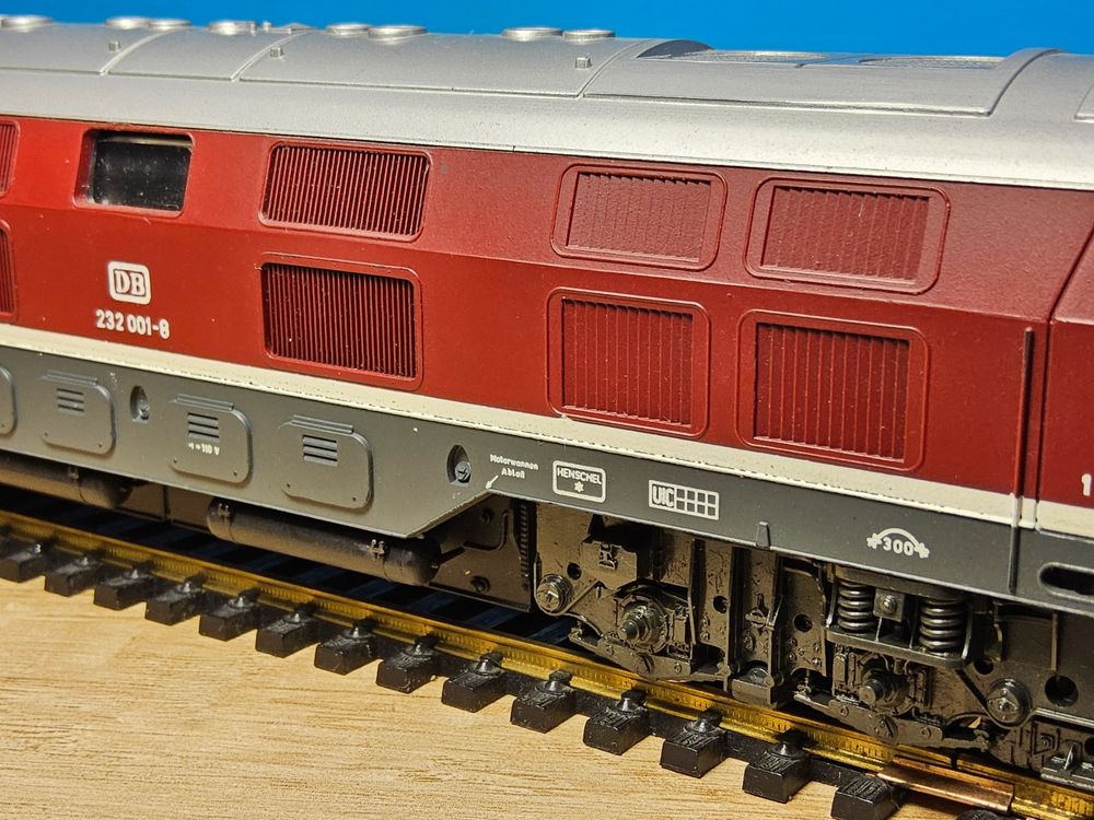 Rivarossi 1996 _ Diesel Lokomotive BR 232 001-8 DB _ Spur H0 (Gebraucht) in Uerikon für CHF 50 ...