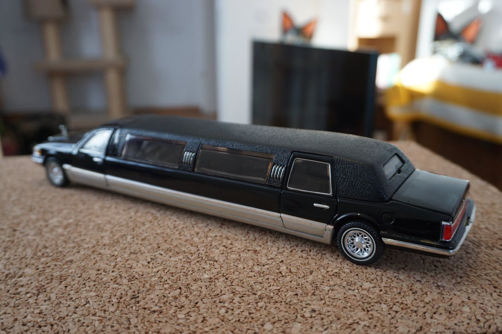 Sunnyside Ford Lincoln Town Car 1:24 RAR COOL !!!!!!!! (Gebraucht) in ...