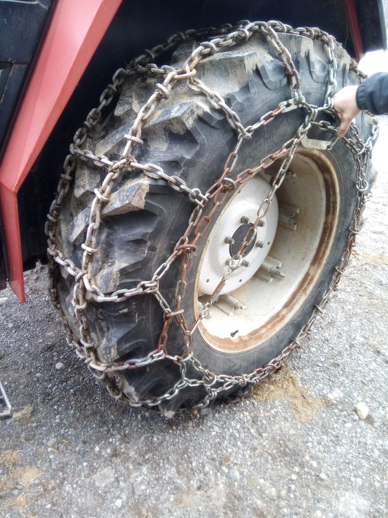 Schneeketten Traktor 16.9-30 / 420/70-R30 (Gebraucht) in Rüti b. Riggisberg für CHF 670 – nur ...