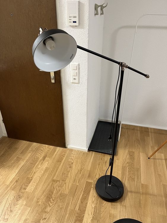Stehlampe / Lampe / Leuchte (Gebraucht) in Zurich für CHF 5 – nur Abholung auf Ricardo kaufen