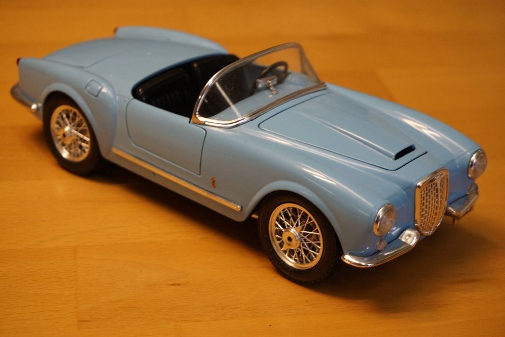 Burago Lancia Aurelia B24 Spider 1:18 (Neu (gemäss Beschreibung)) in Reiden für CHF 9 – mit ...