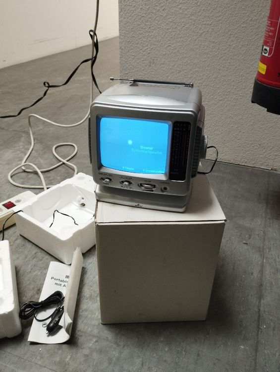 Kleiner Fernseher Fr Die Kche 1