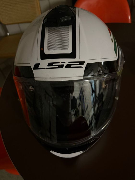 Motorrad Helm (Gebraucht) in gerlafingen für CHF 100 – nur Abholung auf ...