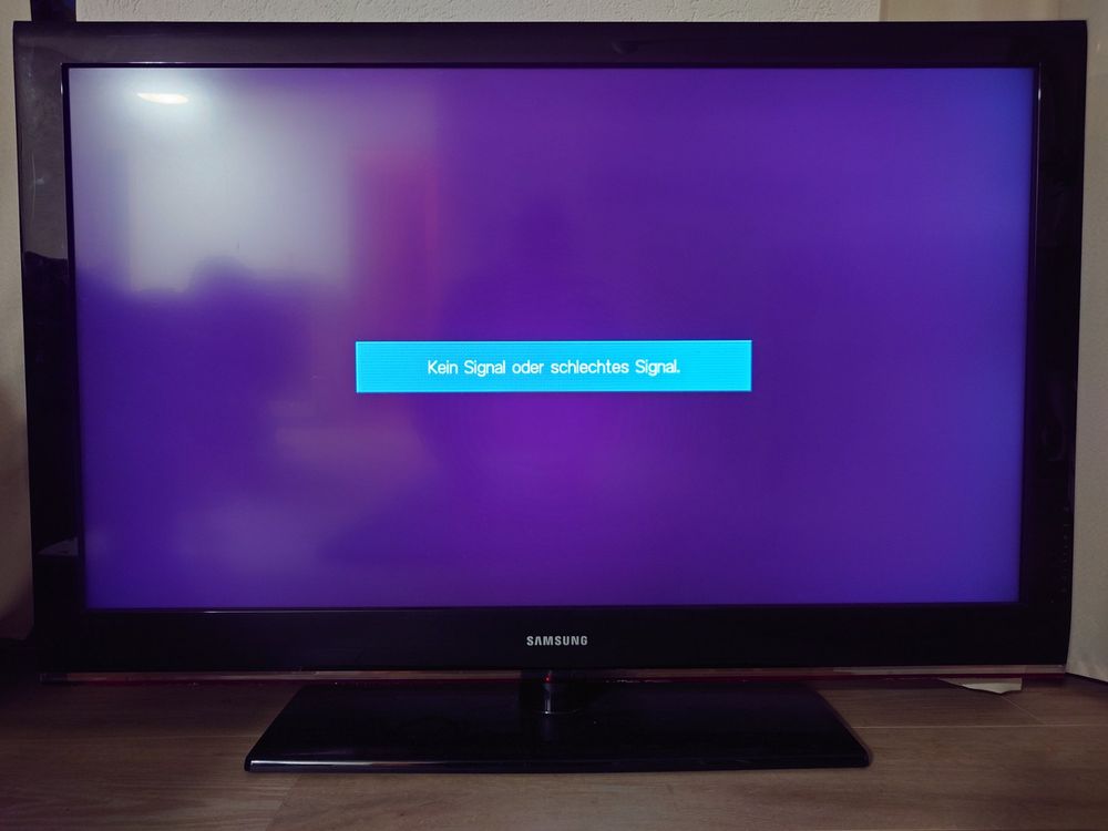 Samsung 46 LCD TV LE46B530P7WXZG + Fernbedienung (Défectueux) à Rheinau pour CHF 1 – retrait ...