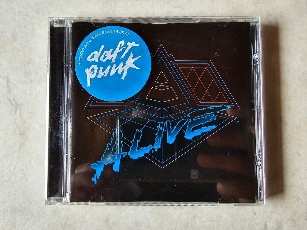Daft Punk - Alive 2007 (Gebraucht) in Schneisingen für CHF 5 – mit ...