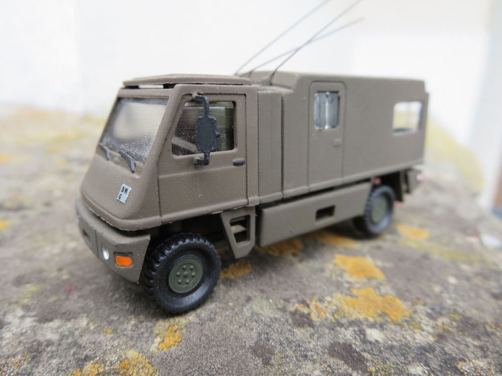 Bucher Duro Modell Neu 1:87 Schweizer Armee Funkwagen Mowag (Neu und ...