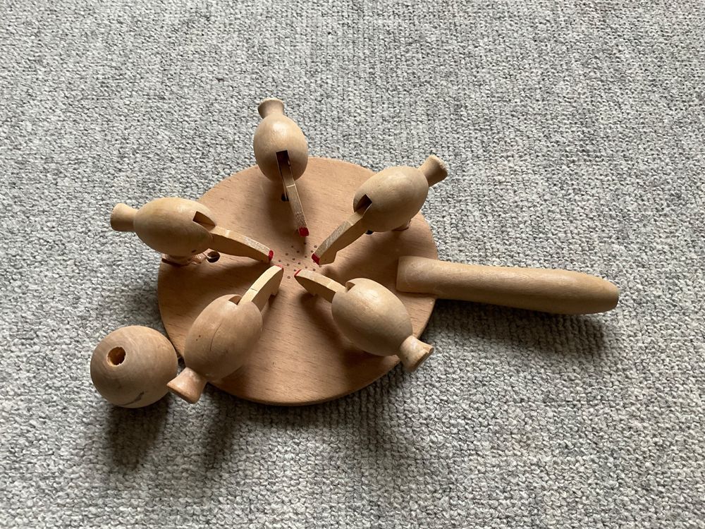 pickende Hühner aus Holz (Gebraucht) in Jona für CHF 12 – mit Lieferung auf Ricardo kaufen