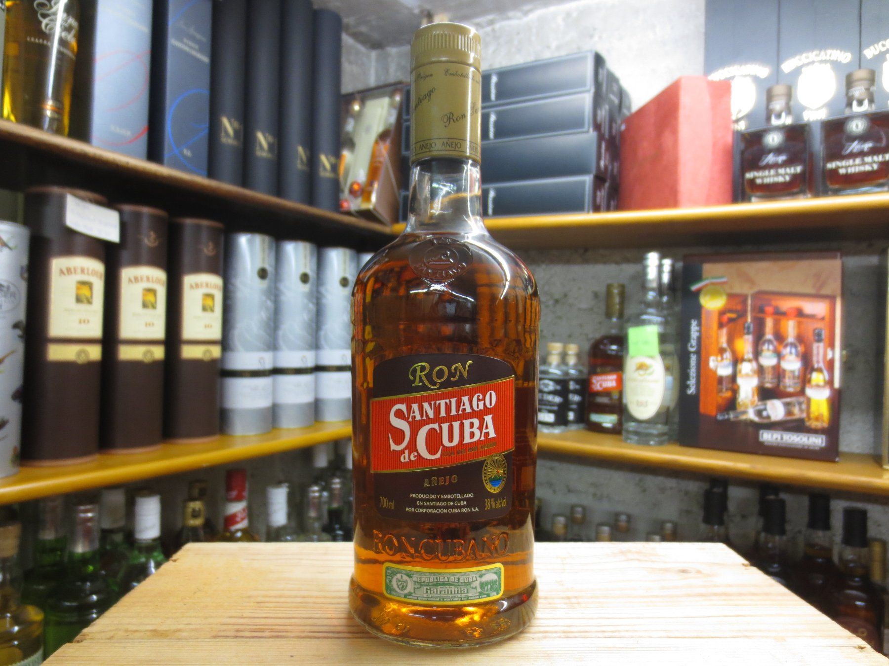 1 Fl. Ron Santiago de Cuba 70cl. 38 Vol. (Lot 151) (Neu (gemäss ...