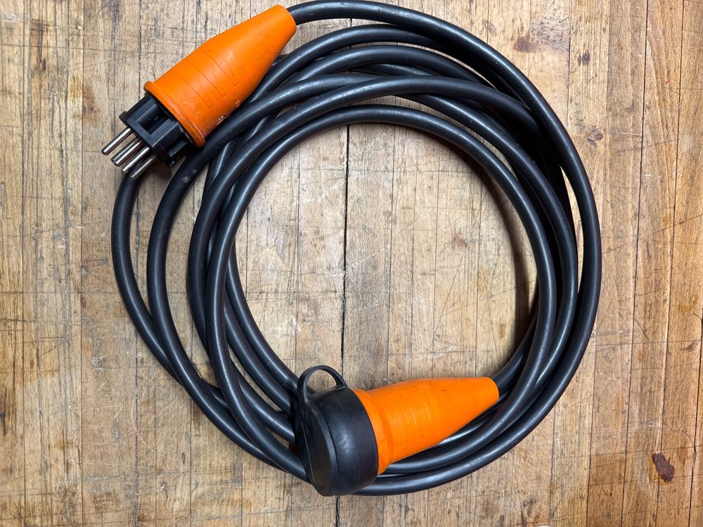 Kabel mit Stecker SEV15S mit SEV15K IP44 5m Kabel (Gebraucht) in ...