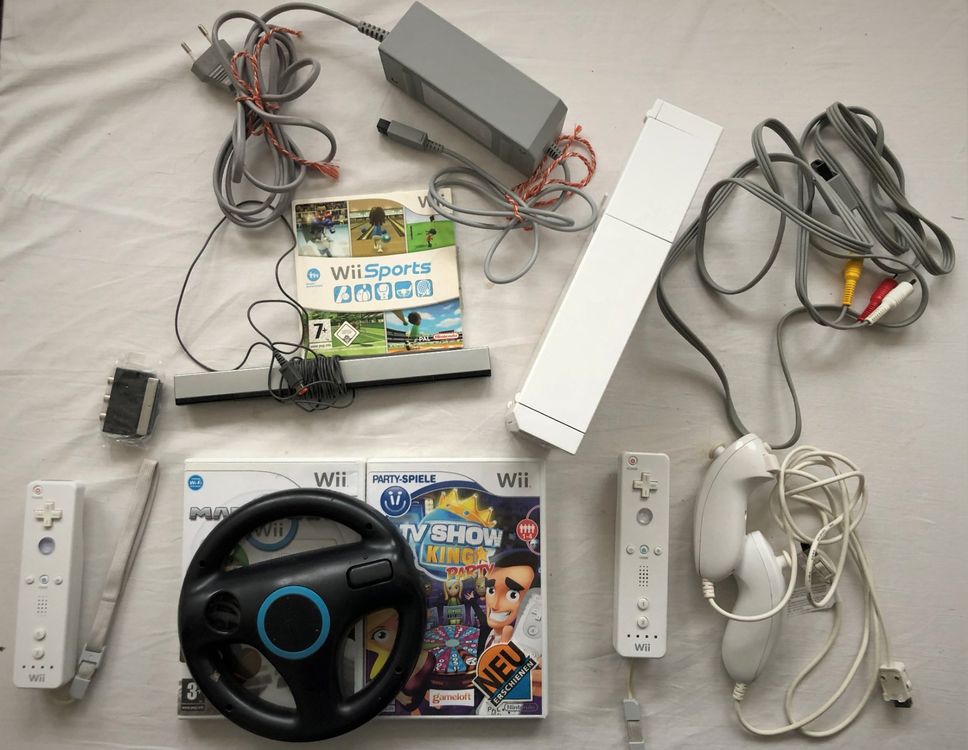 Nintendo Wii - Konsole [weiss] inkl. Mario Kart und Zubehör (Gebraucht) in Schaffhausen für CHF ...