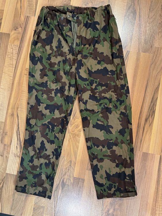 Schweizer Armee Tarn-Regenhose, ungebraucht, Grösse 48/76 (Neu (gemäss ...