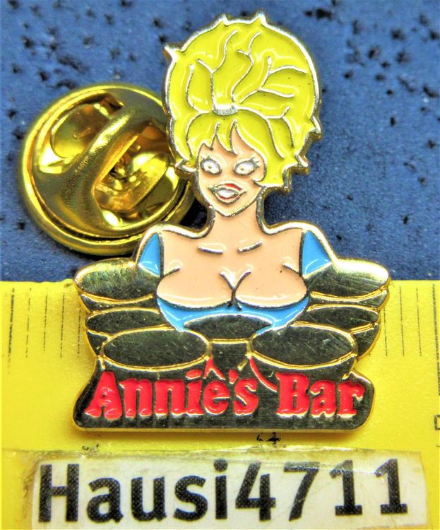 Annies Bar Sexi Girl Blond Pin Neu Gemäss Beschreibung In Ettingen