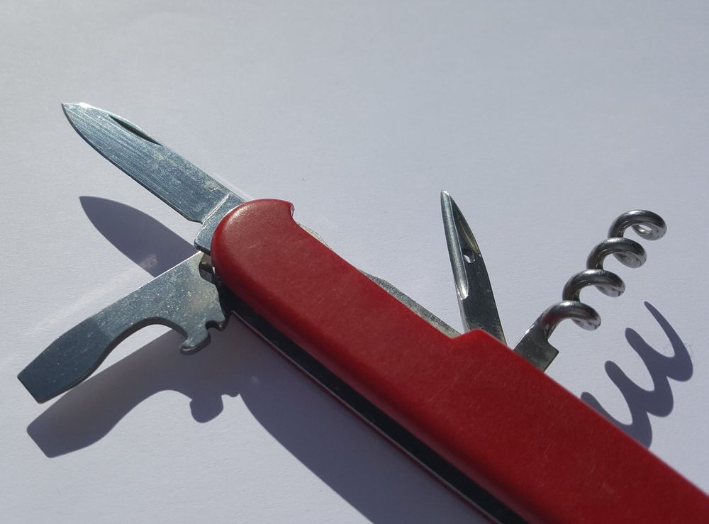 VICTORINOX Sackmesser WEBER AG CHUR STAHLHANDEL (Gebraucht) in Spiegel ...