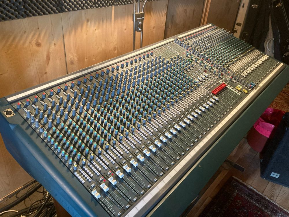 Analog Pult Soundcraft K3 Theatre - 38/8/2 (Gebraucht) in Schwyz für ...