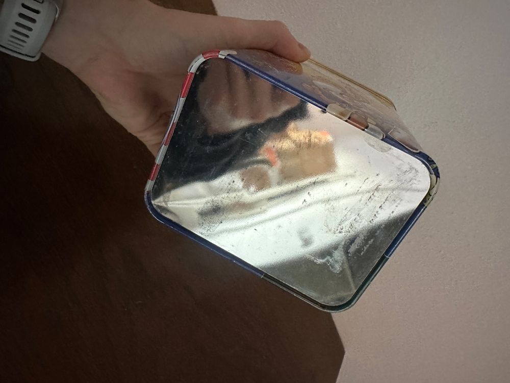 Gelbe Nesquik blechdose Weltall, Vintage, Top Zustand! (Gebraucht) in ...