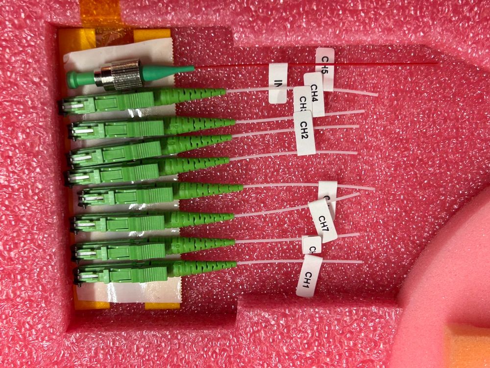 Glasfaser Switch 1x8 MEMS OPTICAL Switch (Gebraucht) in Schupfart für ...