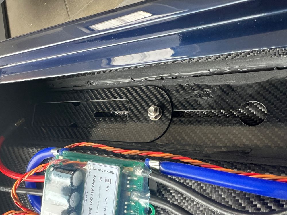 HPR06 Catamaran von Hanspeter Rotschi (CFK Bulletproof) (Neu (gemäss ...